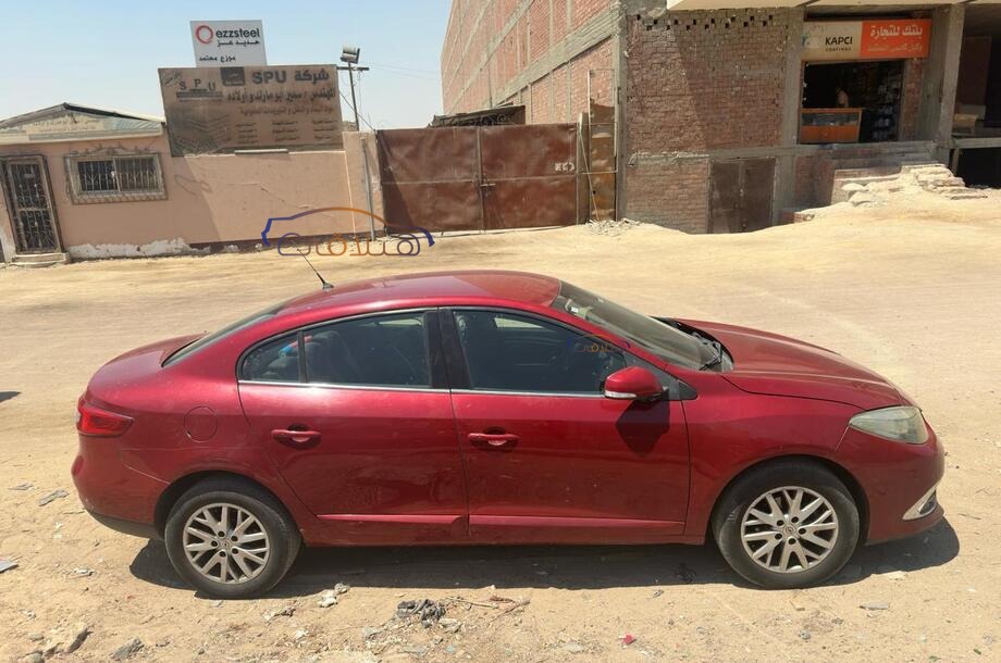 Fluence Renault 2016 Hurghada Red 6657991 - Car for sale : Hatla2ee