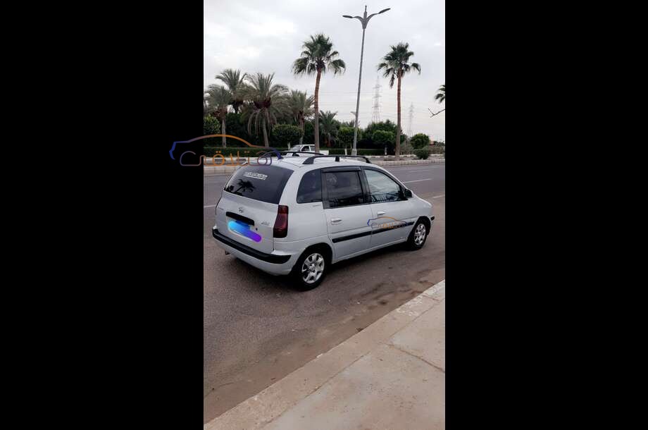 Matrix Hyundai 2004 Menouf Silver 6660073 - Car for sale : Hatla2ee