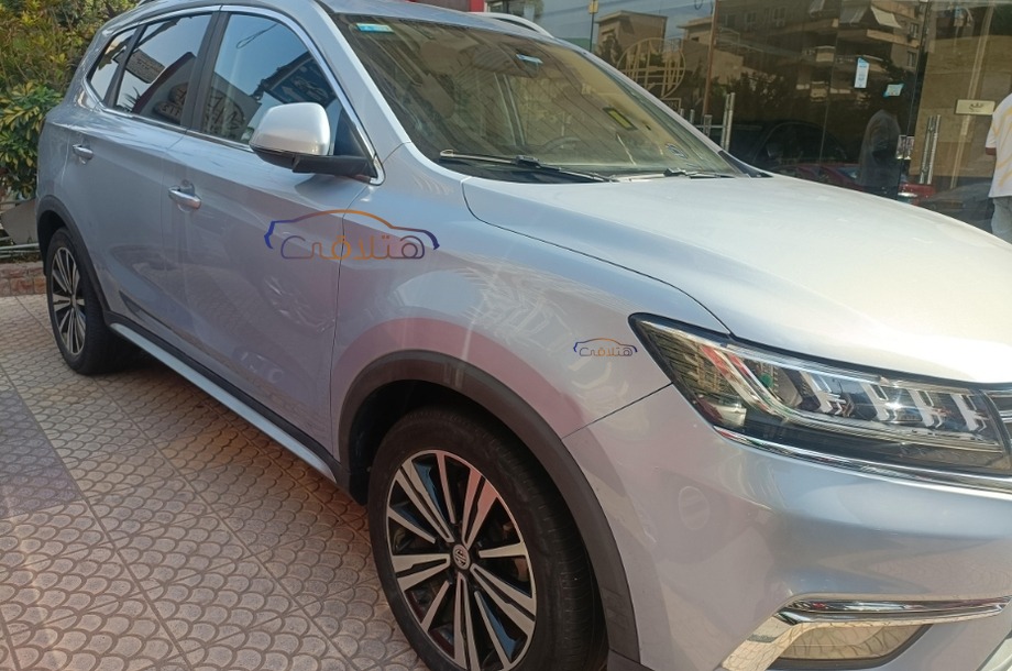 Rx5 MG 2021 Heliopolis Cyan 6668266 - Car for sale : Hatla2ee