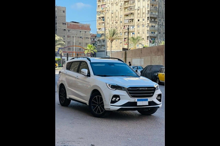 X70 Jetour 2021 Alexandria White 6675793 - Car for sale : Hatla2ee