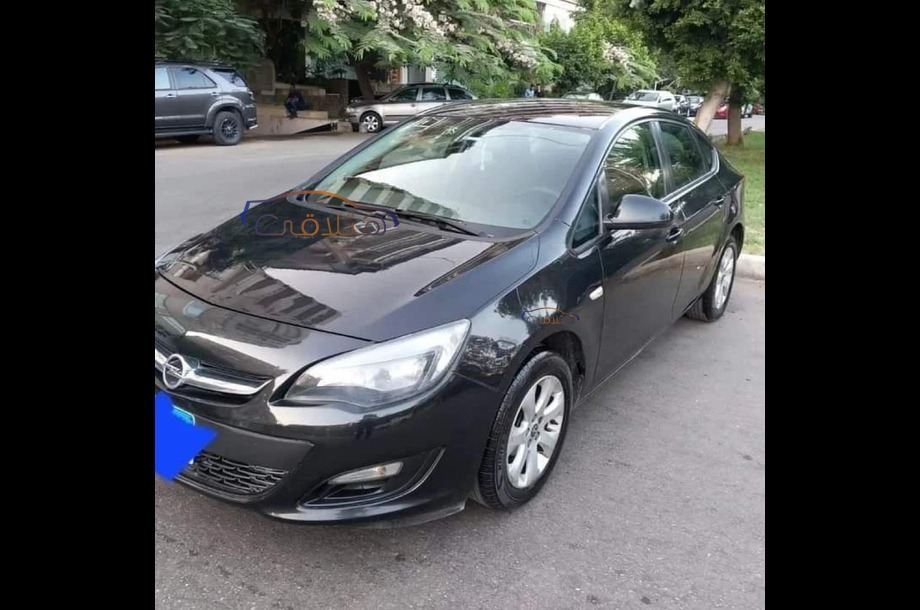 Astra Opel 2017 6 October Black 6677547 - Car for sale : Hatla2ee