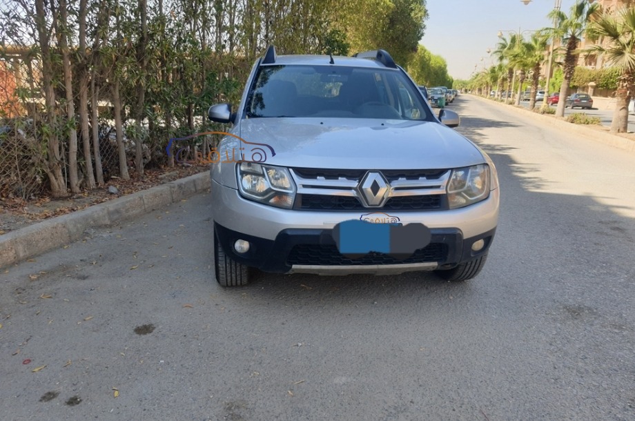 Duster Renault 2015 6 October Silver 6686687 - Car for sale : Hatla2ee