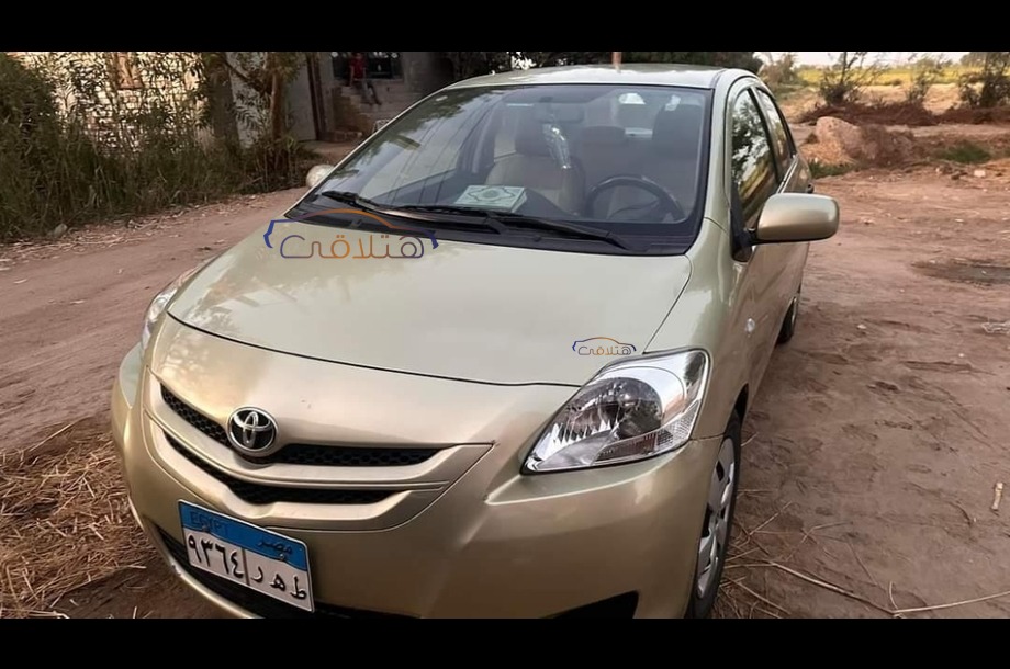 Yaris Toyota 2008 Ismailia Gold 6688676 - Car for sale : Hatla2ee