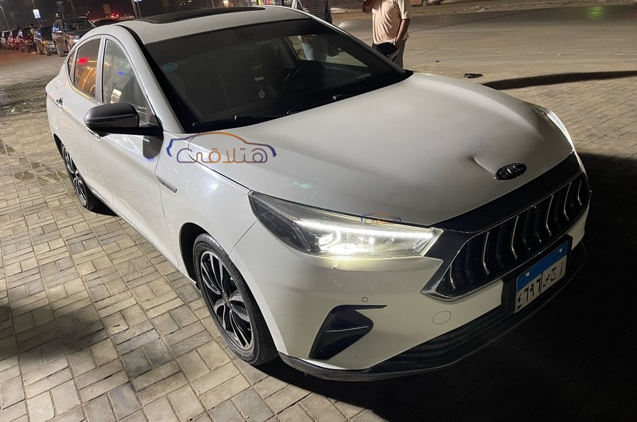J7 Jac 2022 Nasr city White 6689968 - Car for sale : Hatla2ee
