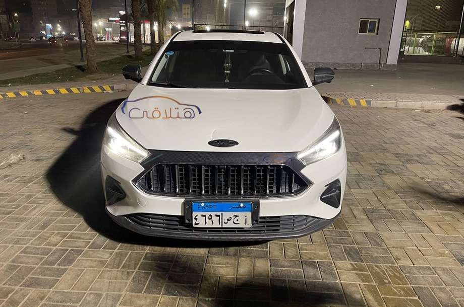 J7 Jac 2022 Nasr city White 6689968 - Car for sale : Hatla2ee