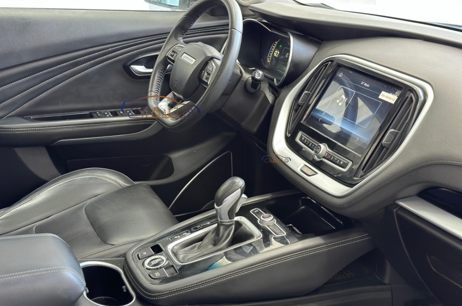 X70 Jetour 2021 Alexandria White 6690928 - Car for sale : Hatla2ee