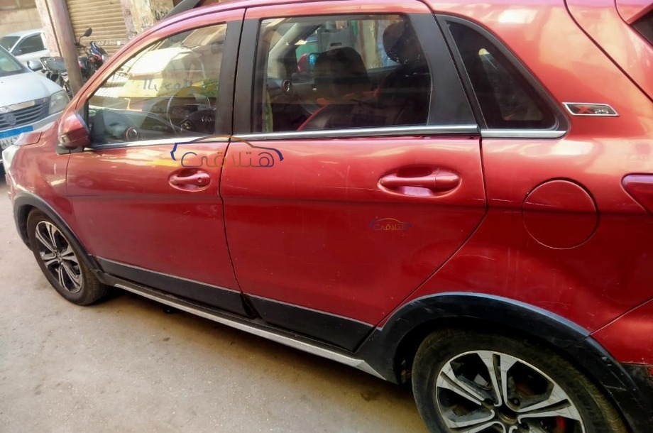 X35 Baic 2018 Cairo Red 6694972 - Car for sale : Hatla2ee