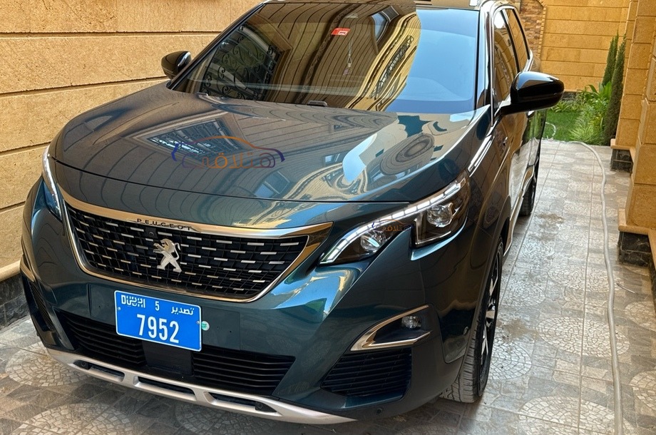 5008 Peugeot 2021 10th of Ramadan Green 6699277 - Car for sale : Hatla2ee