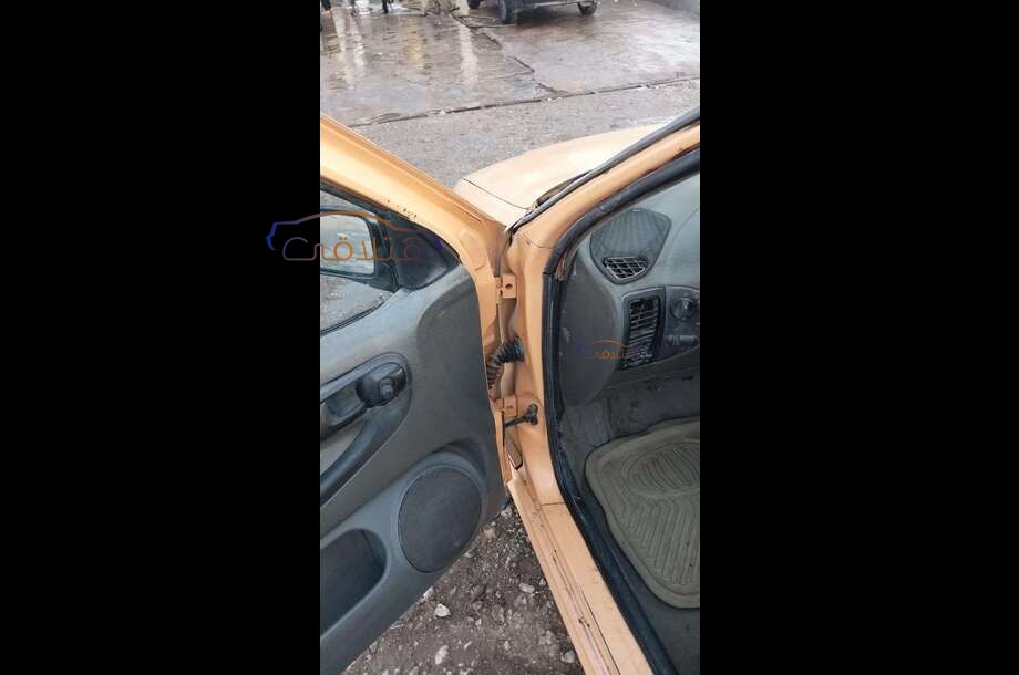 Polo Volkswagen 1995 Faiyum Champagne 6703093 - Car for sale : Hatla2ee