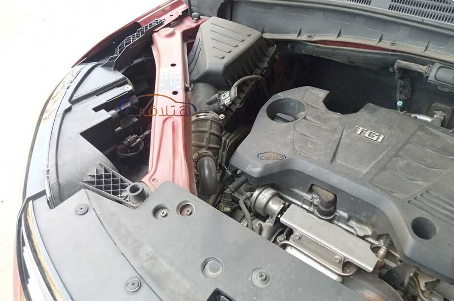 Rx5 MG 2022 Alexandria Red 6703802 - Car for sale : Hatla2ee