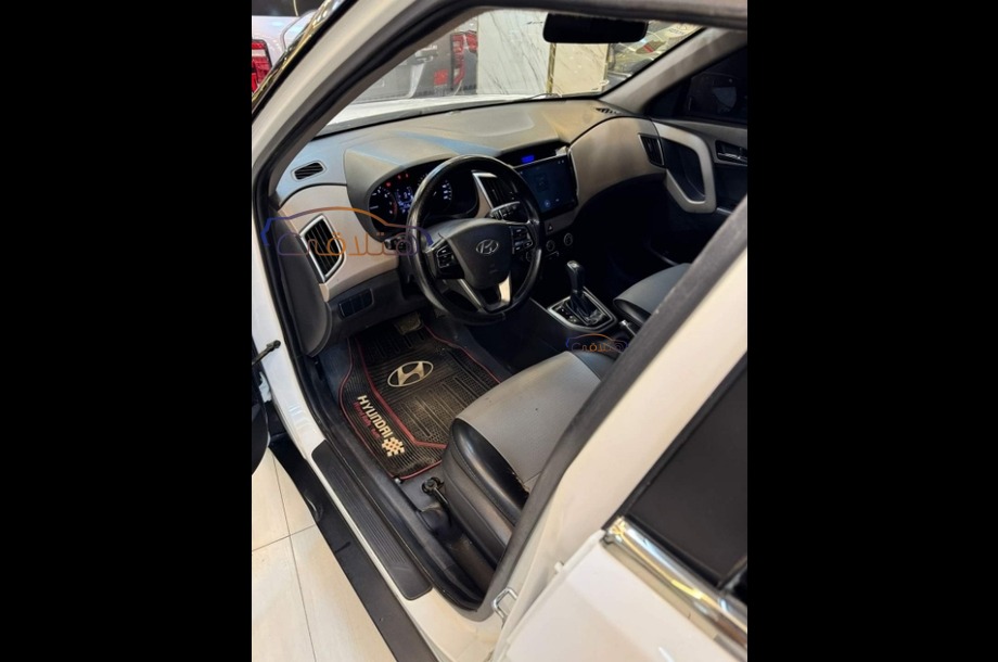 Creta Hyundai 2016 Pyramids Gardens White 6704053 - Car for sale : Hatla2ee