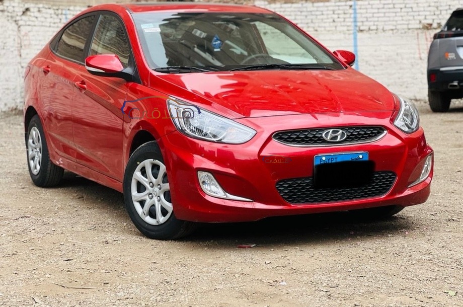Accent RB Hyundai 2024 Cairo Red 6704561 - Car for sale : Hatla2ee
