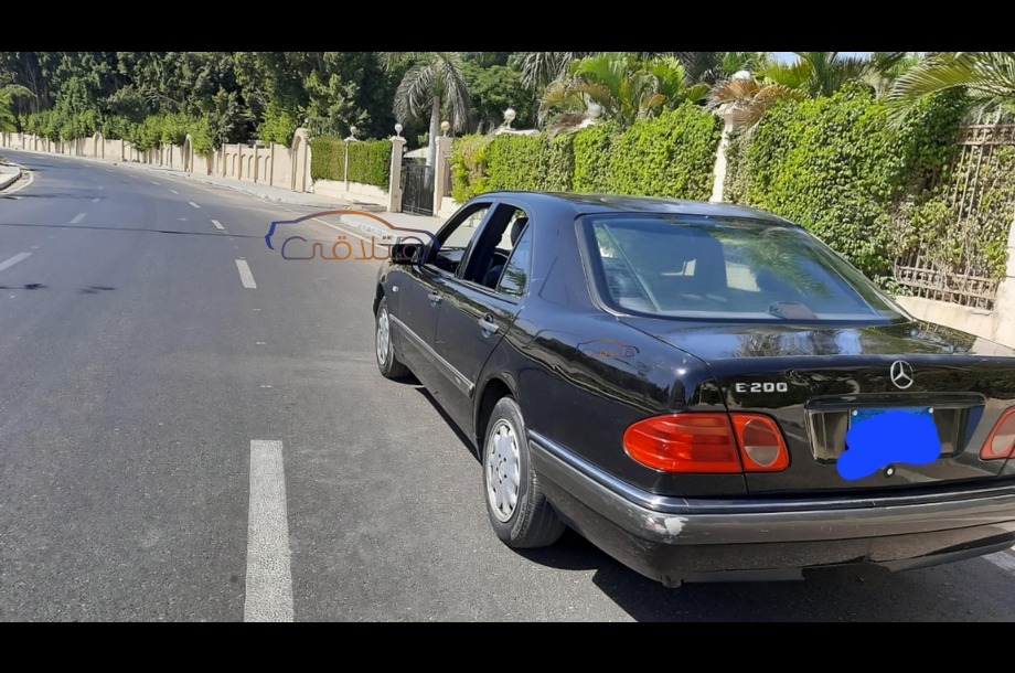 E 200 Mercedes 1998 Tagamo3 - New Cairo Black 6705898 - Car for sale : Hatla2ee