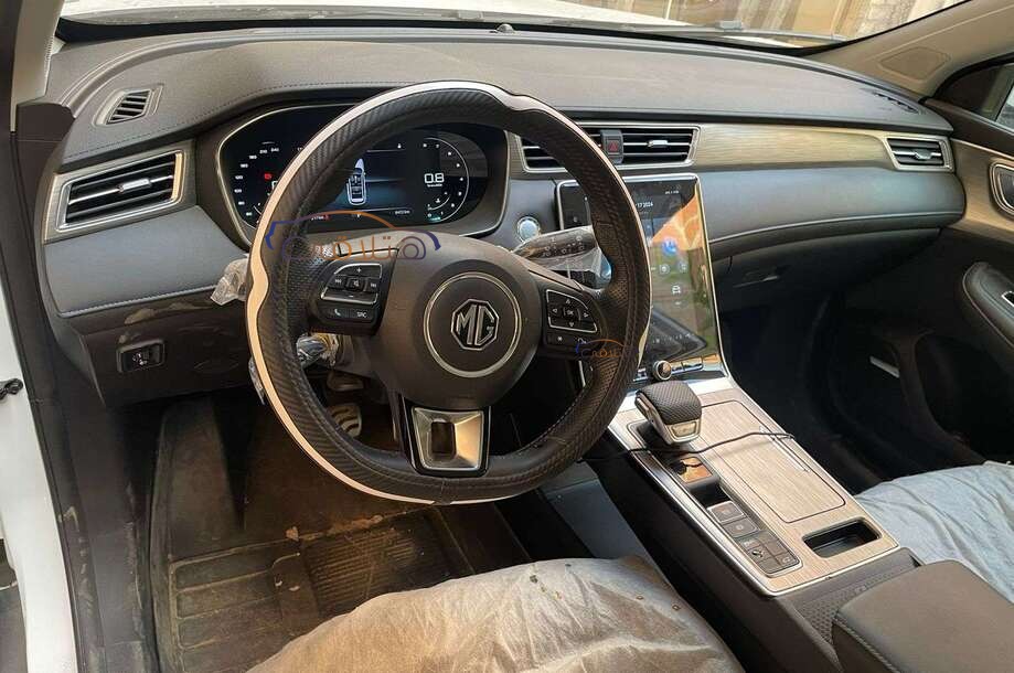 RX5 Plus MG 2024 El Mahalla White 6706030 - Car for sale : Hatla2ee