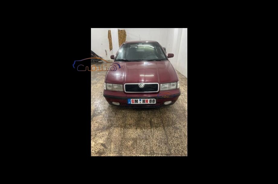 Octavia A4 Skoda 2000 Alexandria Dark red 6707617 - Car for sale : Hatla2ee