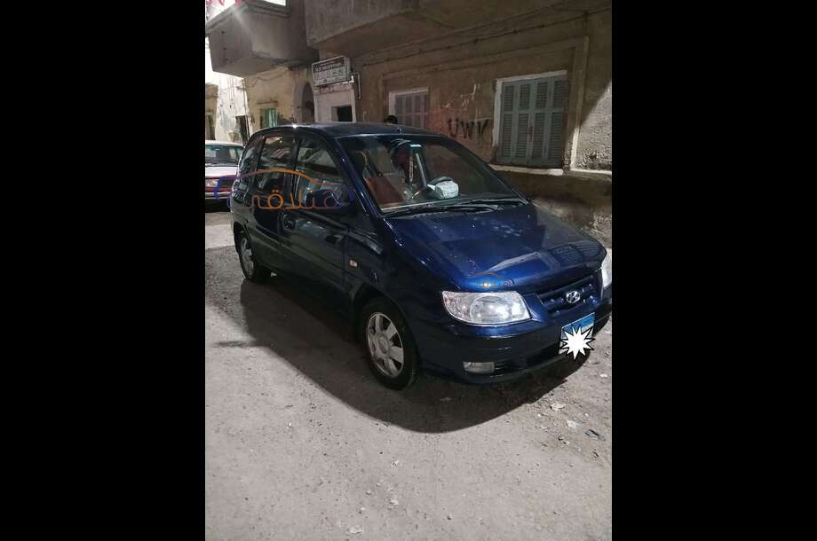 Matrix Hyundai 2004 Alexandria Dark blue 6707962 - Car for sale : Hatla2ee
