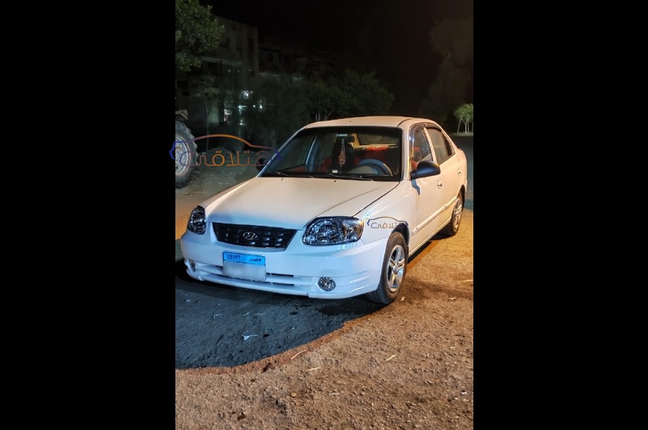 Verna Hyundai 2010 Kafr el-Sheikh White 6714025 - Car for sale : Hatla2ee