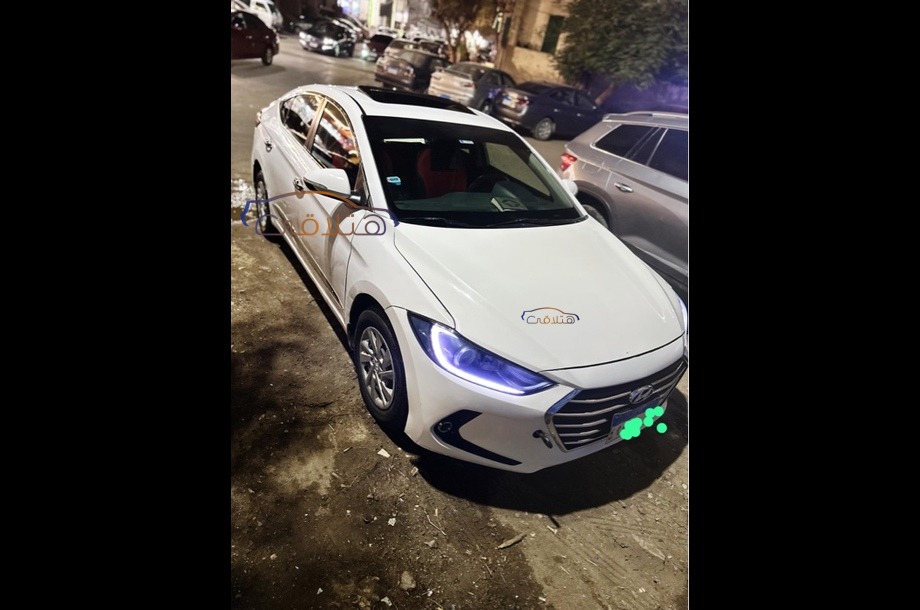 Elantra AD Hyundai 2019 Sohag White 6717250 - Car for sale : Hatla2ee