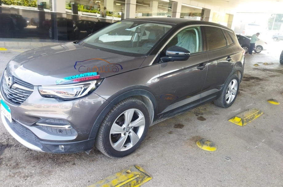 Grandland Opel 2021 Maadi Gray 6718229 - Car for sale : Hatla2ee