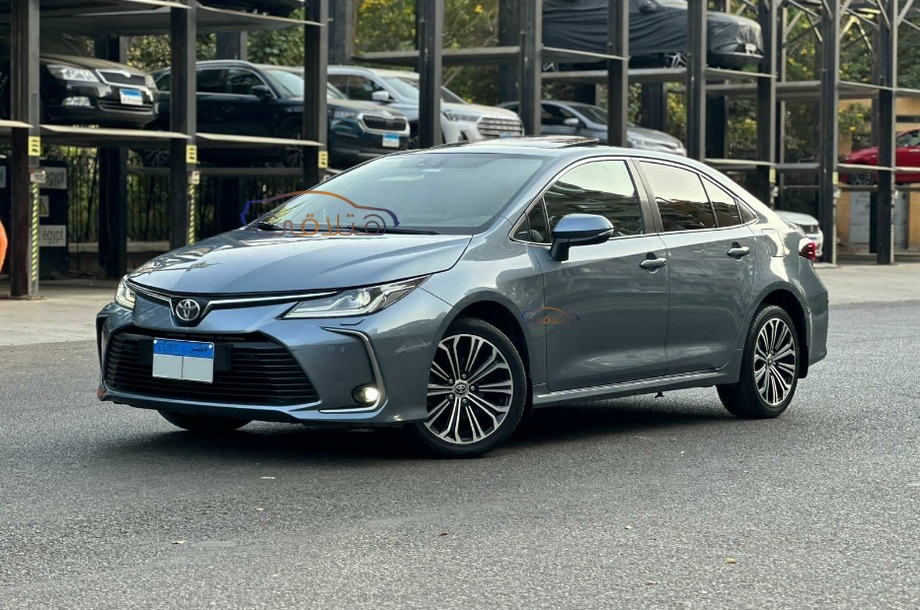 Corolla Toyota Heliopolis Dark blue 6718423 - Car for sale : Hatla2ee