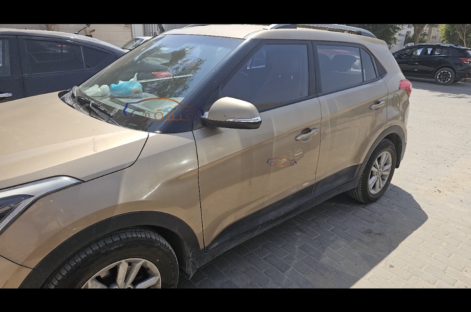 Creta Hyundai 2016 Suez Gold 6720964 - Car for sale : Hatla2ee