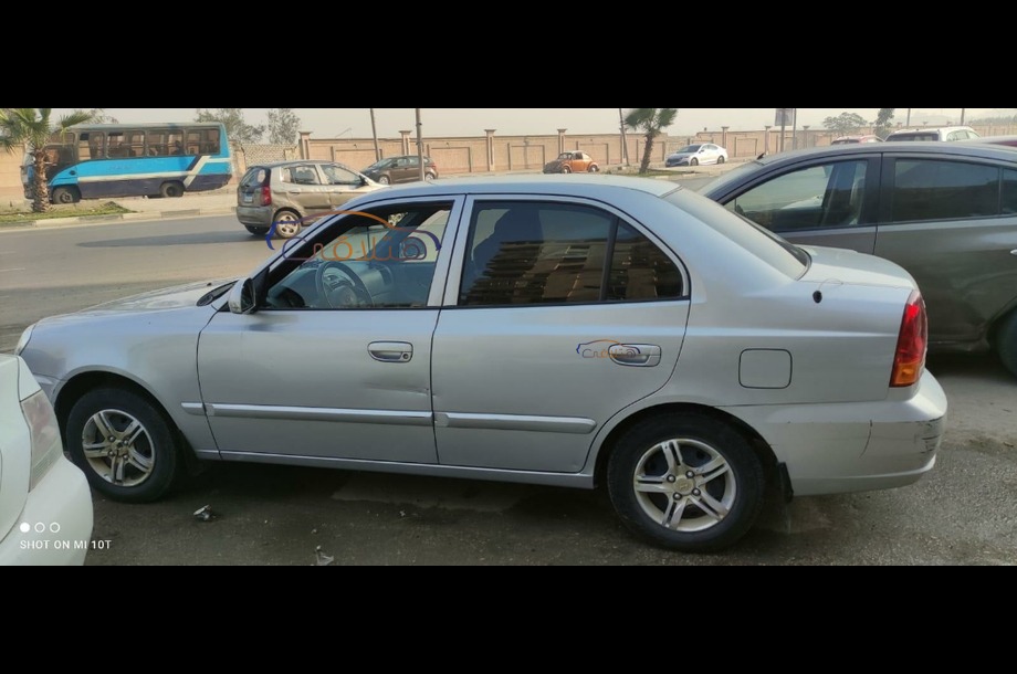 Verna Hyundai 2019 Mohandessin Silver 6732335 - Car for sale : Hatla2ee