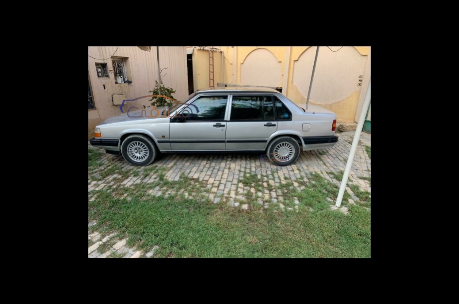 940 Volvo 1992 6 October Silver 6732455 - Car for sale : Hatla2ee