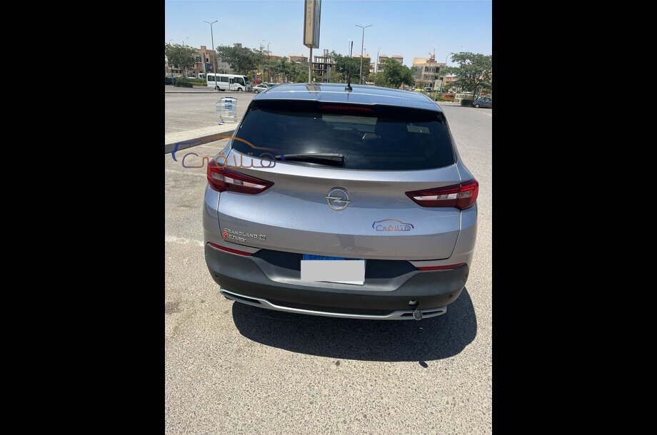 Grandland Opel 2020 6 October Gray 6737909 - Car for sale : Hatla2ee
