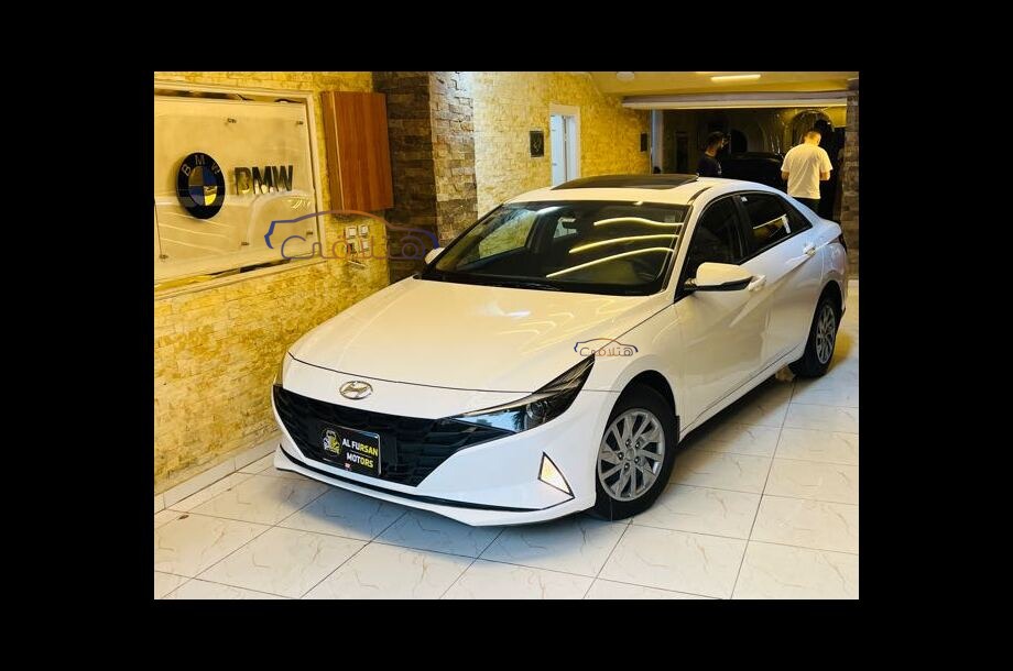 Elantra CN7 Hyundai 2021 Mohandessin White 6738730 - Car for sale : Hatla2ee