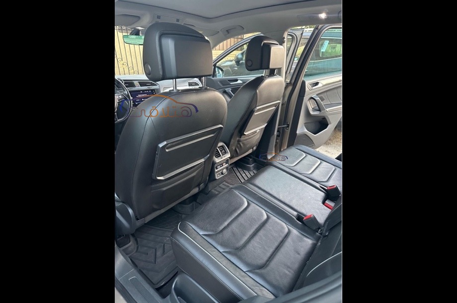 Tiguan Volkswagen 2020 6 October Gold 6739516 - Car for sale : Hatla2ee