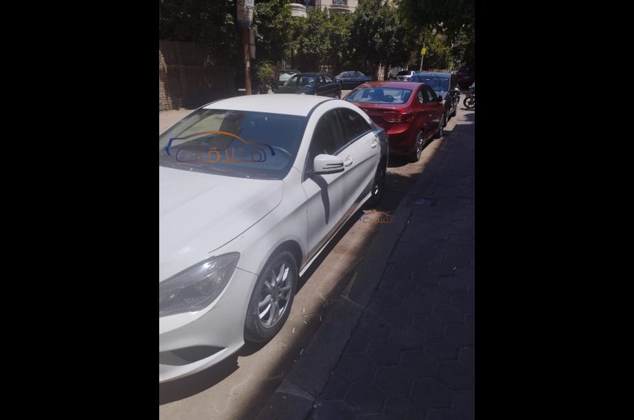 CLA 180 Mercedes 2015 Heliopolis White 6742825 - Car for sale : Hatla2ee