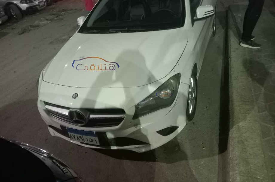 CLA 180 Mercedes 2015 Heliopolis White 6742825 - Car for sale : Hatla2ee