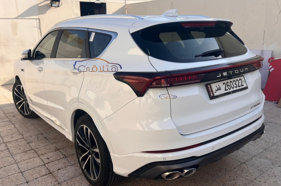 X70 Plus Jetour 2024 Qena White 6746495 - Car for sale : Hatla2ee