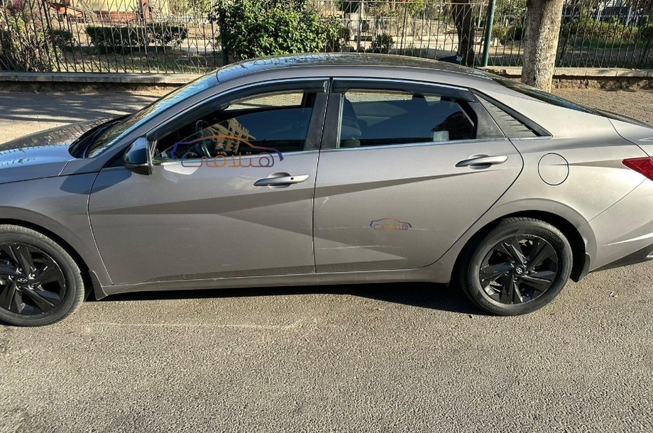 Elantra CN7 Hyundai 2021 Heliopolis Silver 6751094 - Car for sale : Hatla2ee