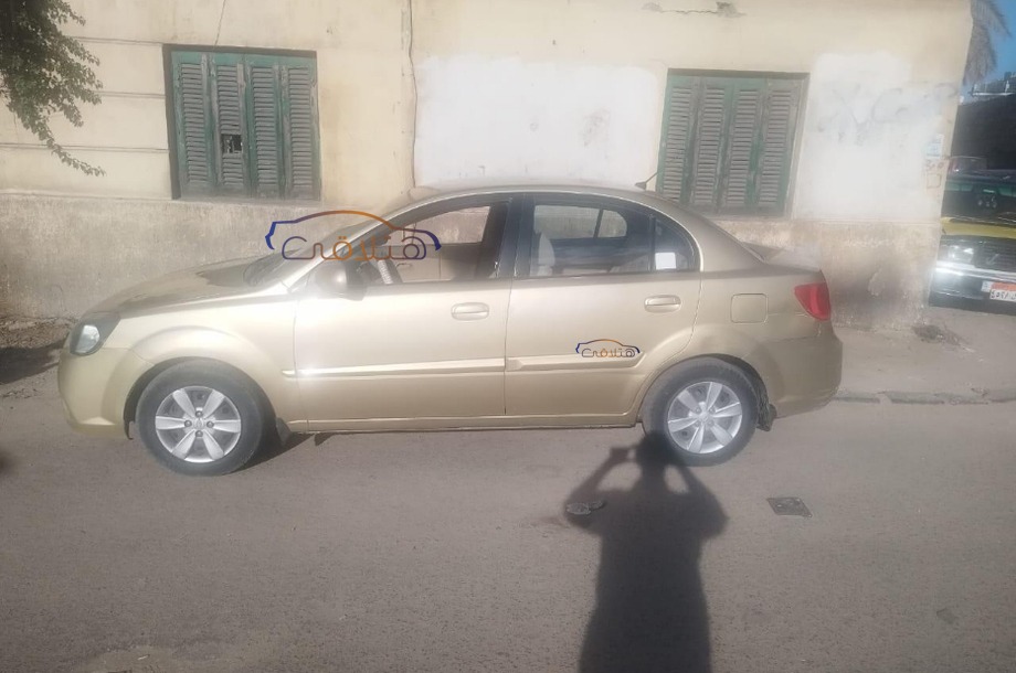 Rio Kia 2011 Alexandria Gold 6755942 - Car for sale : Hatla2ee