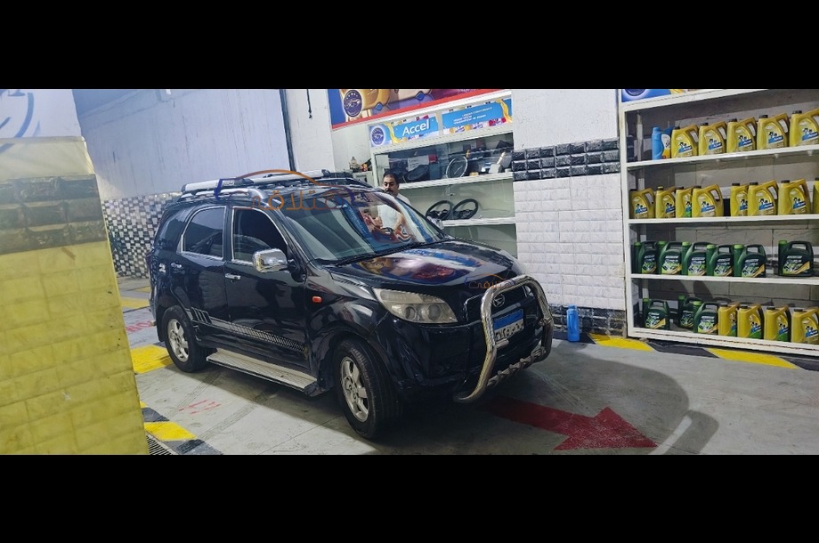 Grand terios Daihatsu 2010 Agamy Black 6757073 - Car for sale : Hatla2ee