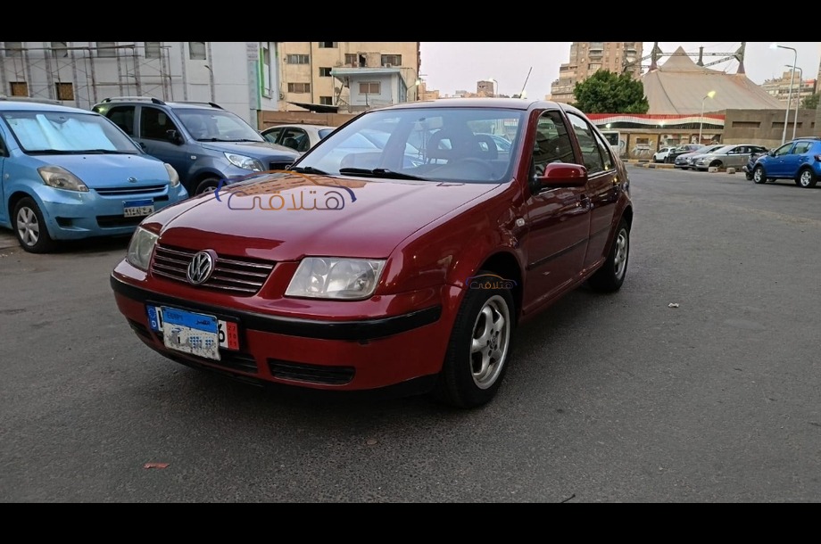 Bora Volkswagen 2000 Mohandessin Dark red 6764186 - Car for sale : Hatla2ee