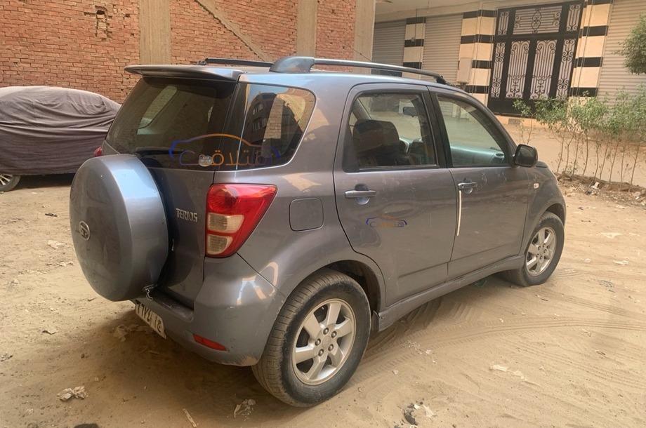 Terios Daihatsu 2007 6 October Silver 6765028 - Car for sale : Hatla2ee