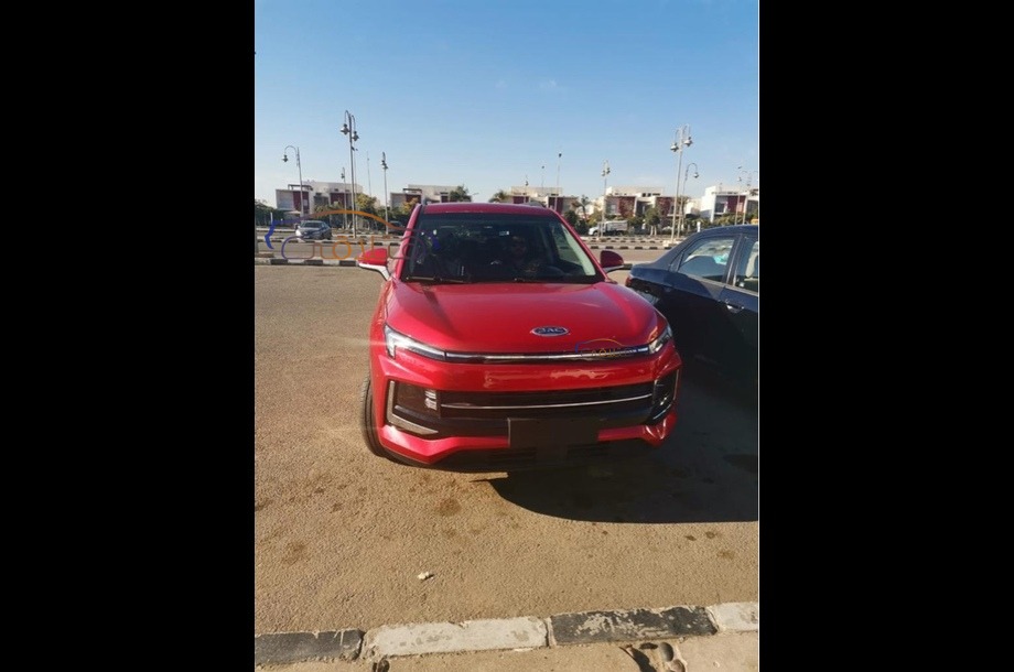 JS4 Jac 2022 Cairo Red 6767977 - Car for sale : Hatla2ee