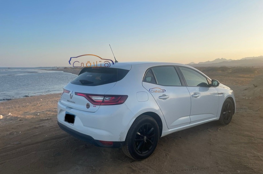 Megane Renault 2018 Sheikh Zayed City White 6770599 - Car for sale ...