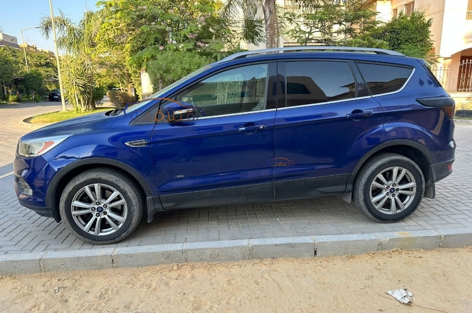 Kuga Ford 2017 Obour City Blue 6770984 - Car for sale : Hatla2ee