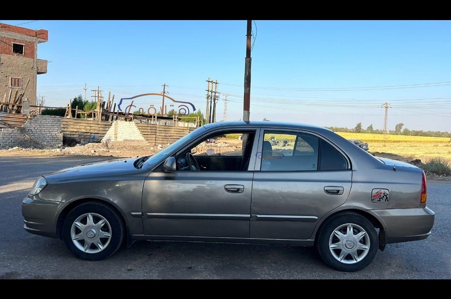 Verna Hyundai 2012 Tanta Silver 6773714 - Car for sale : Hatla2ee