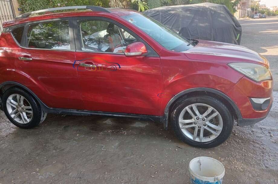 CS 35 Changan 2016 Al Shorouk Dark red 6775021 - Car for sale : Hatla2ee