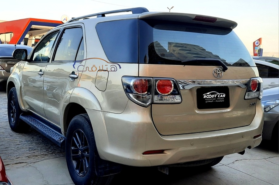 Fortuner Toyota 2016 Cairo Gold 6776185 - Car for sale : Hatla2ee