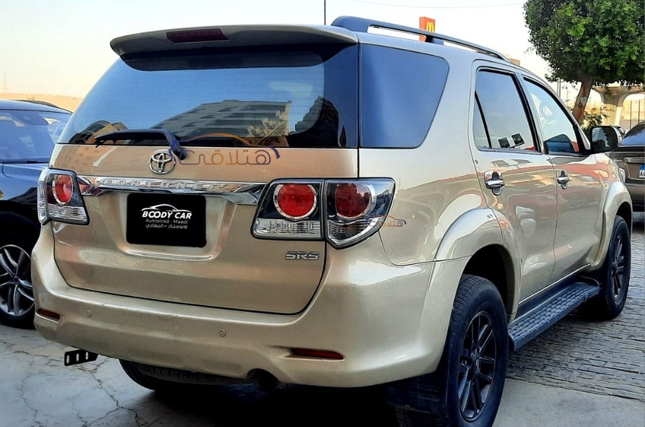Fortuner Toyota 2016 Cairo Gold 6776185 - Car for sale : Hatla2ee