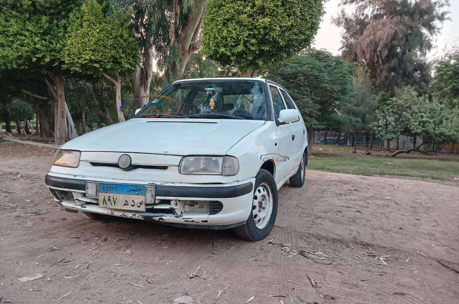 Felicia Skoda 1997 Helwan White 6782189 - Car for sale : Hatla2ee