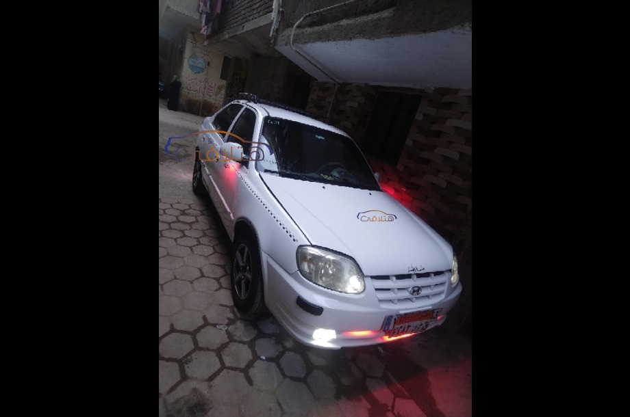 Verna Hyundai 2011 Shobra White 6783497 - Car for sale : Hatla2ee