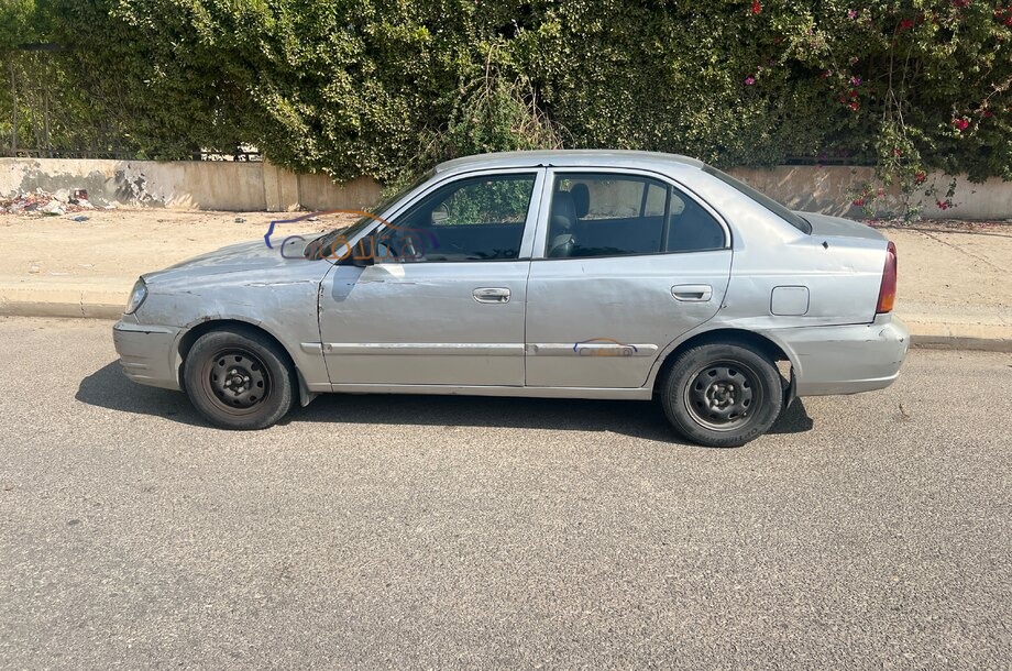 Verna Hyundai 2011 Mohandessin Silver 6788696 - Car for sale : Hatla2ee