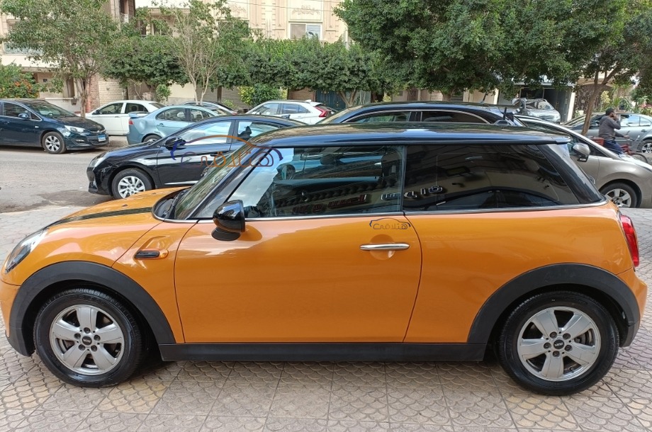 Cooper Mini 2015 Heliopolis Yellow 6796471 - Car for sale : Hatla2ee