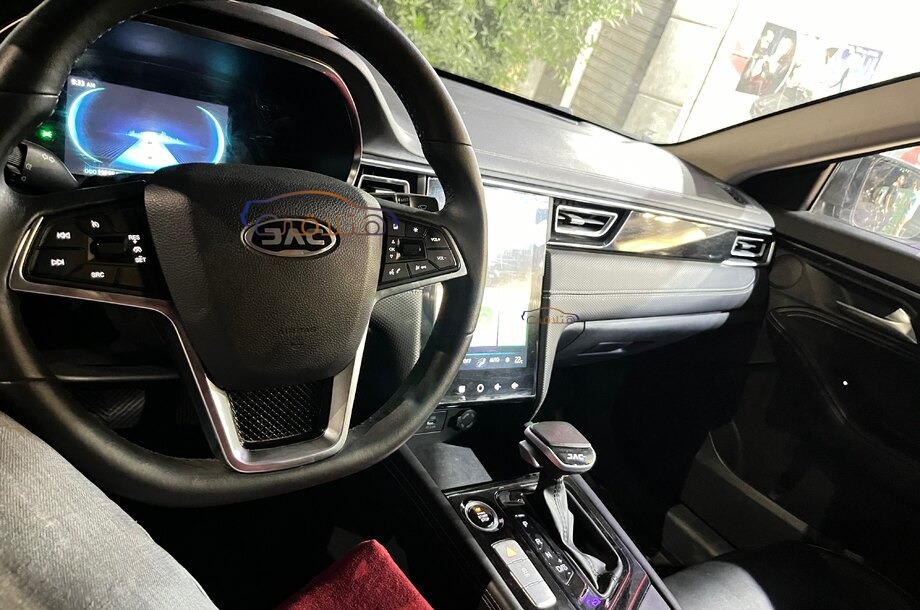 J7 Jac 2022 Giza Dark grey 6799834 - Car for sale : Hatla2ee